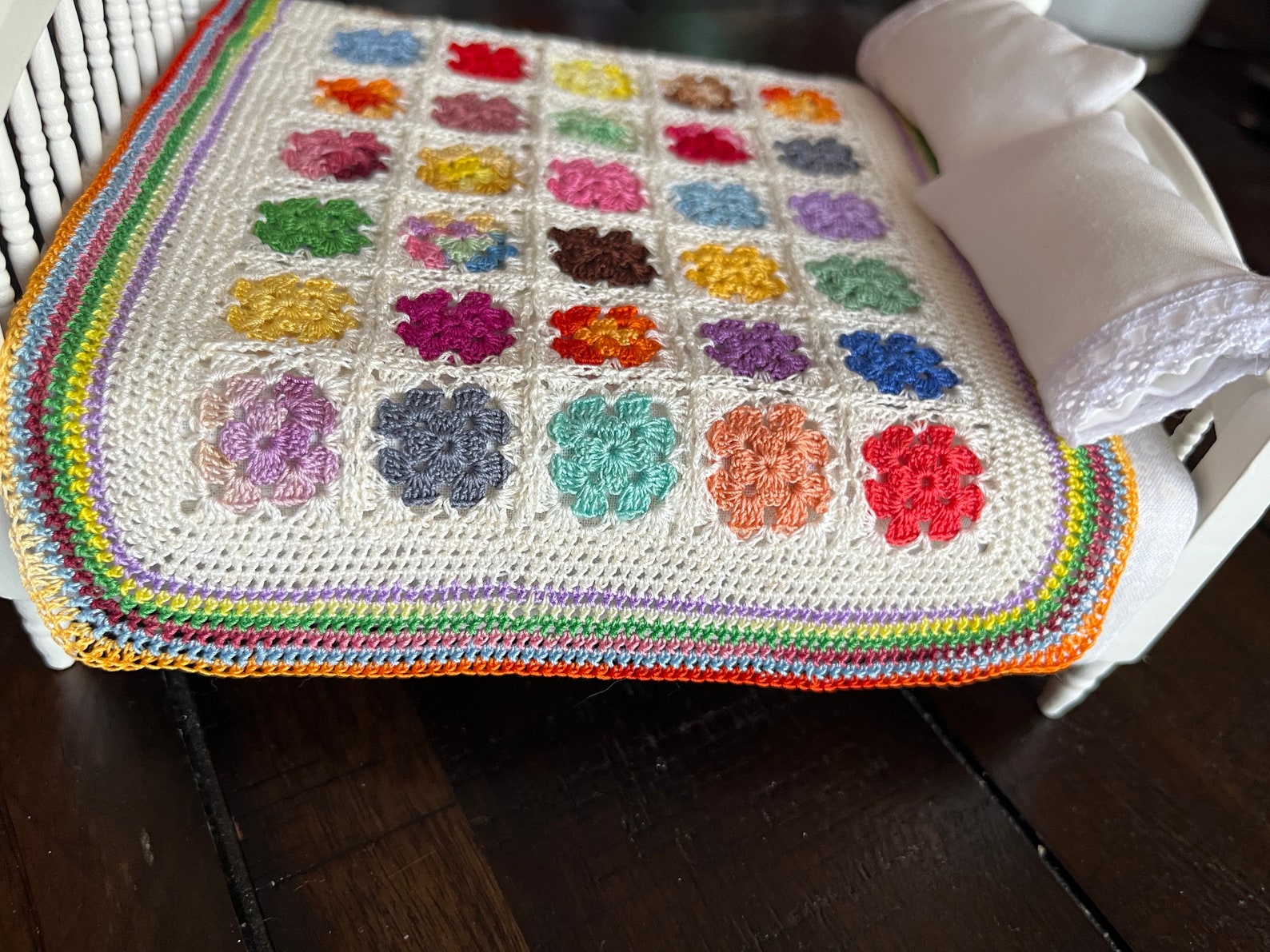 Miniature Crochet Blanket, 1/12 Scale Blanket, Handmade - Etsy