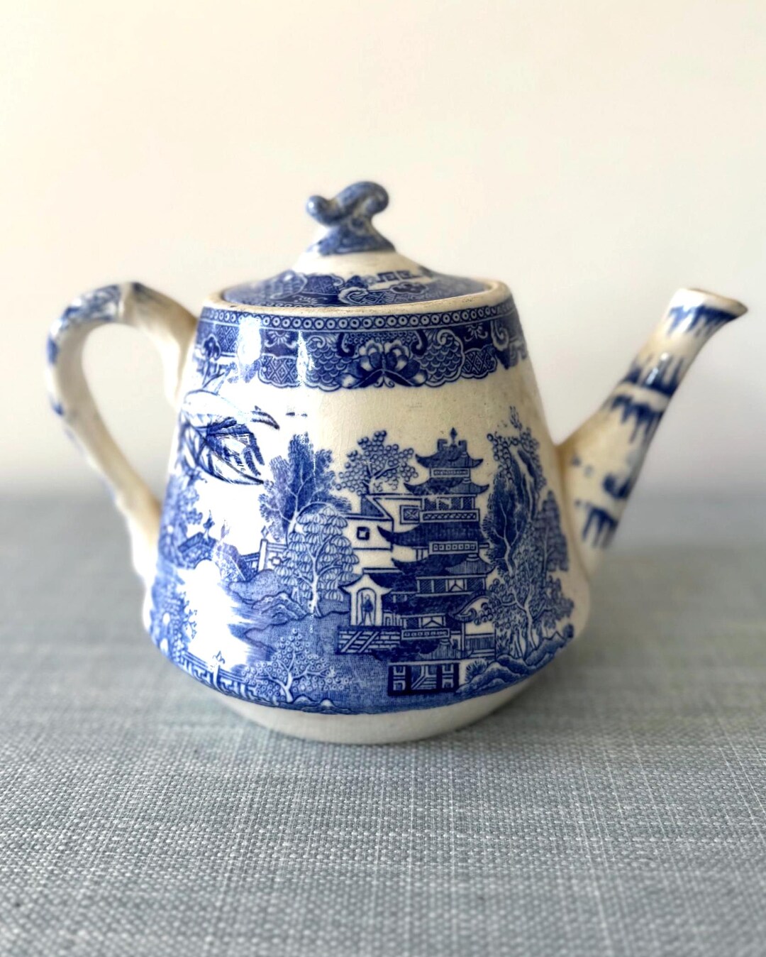 Antique Ridgeway Blue Willow Tea Pot, Made in England, 1800s-early ...