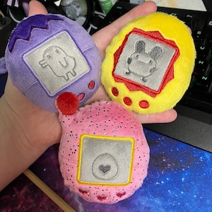 ITH DIGITAL PATTERN - Virtual Pet Plushie Keychains - in the Hoop ...