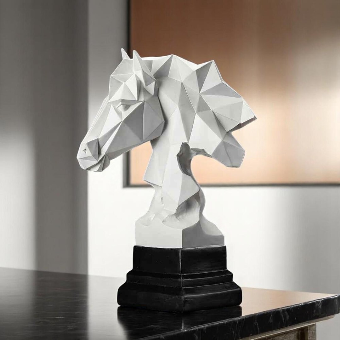 Polygonal Cube Horse Head Sculpture – Modern Resin Horse Figure for ...