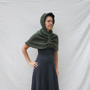 Vertebral Chain - Cabled Cloak - Knitting Pattern - PDF Download ...