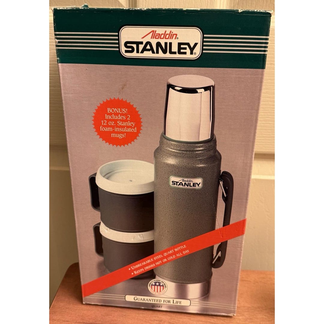 Vintage Stanley Aladdin Green Vacuum Bottle Thermos A-944DH 1 Quart W/2 ...