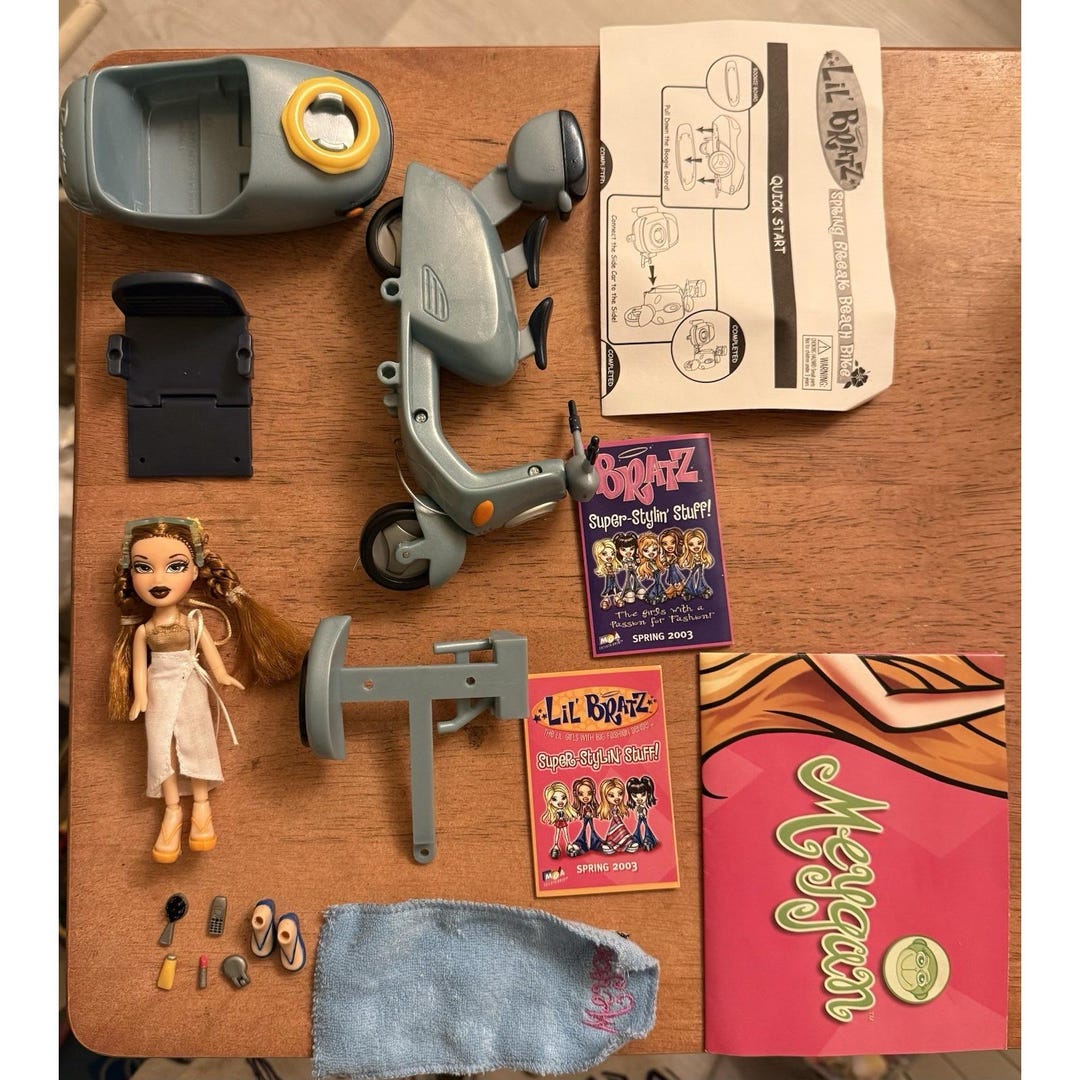 Vintage Bratz Lil Bratz Meygan and Spring Break Beach Bike Accessories ...