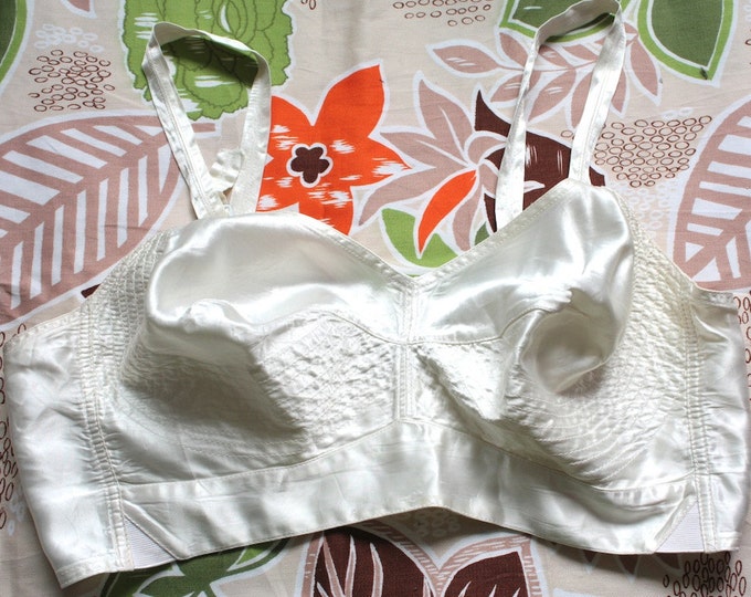 Vintage 1950s Bullet Bra 50s White Satin Bullet Bra Pin Etsy