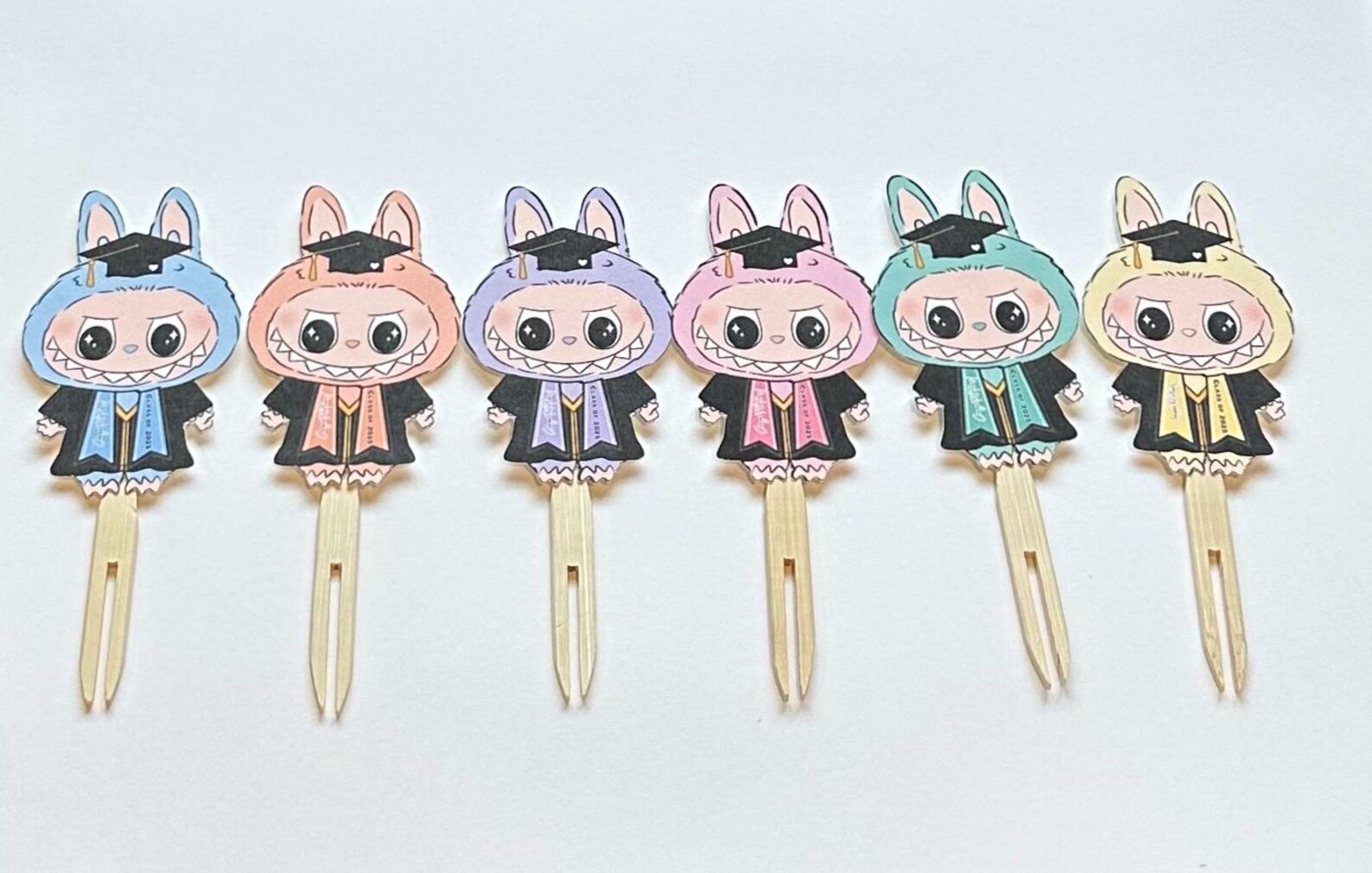 Labubu Graduation Cupcake Toppers | 12 Toppers - Etsy