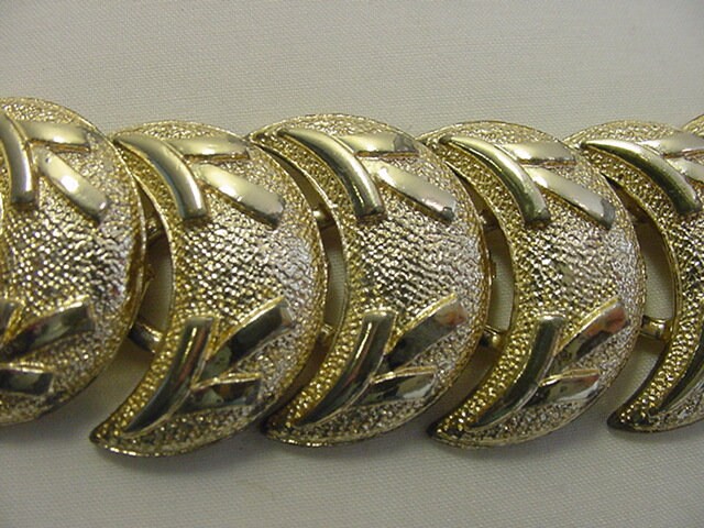 Vintage Coro Gold Tone Metal Bracelet With Safety Chain 19 | Etsy