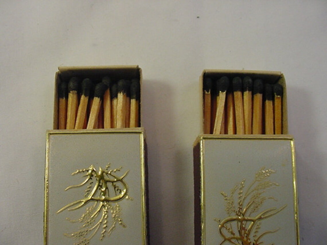 Vintage Ashtrays & Wood Stick Matches Gift Set in Original Box - Etsy