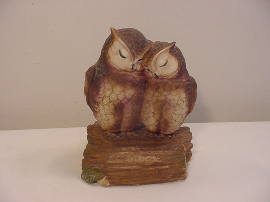 Vintage Gorham Ceramic Musical Owl Figurine Plays Love Makes the World ...