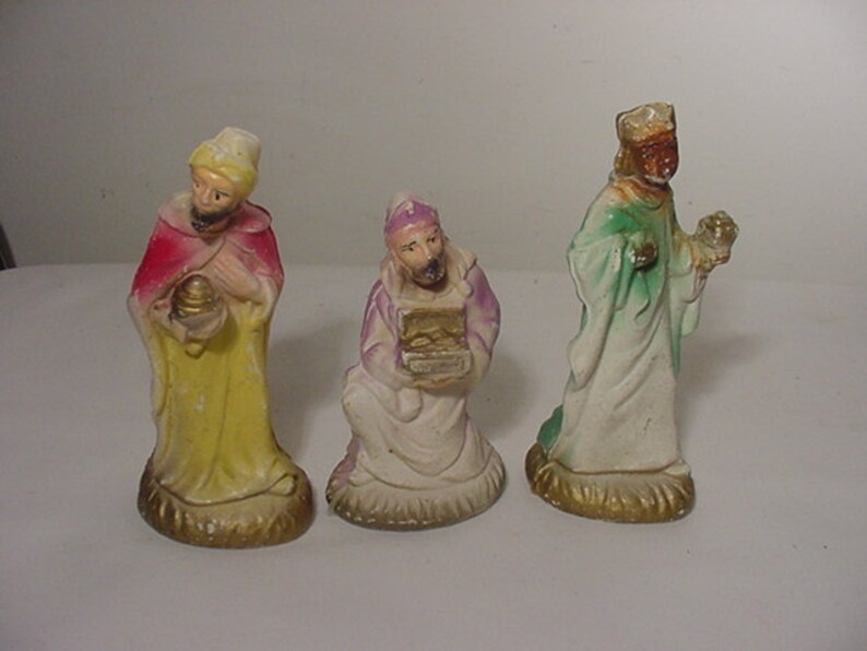 Vintage Nativity Set With Wood Creche and Plastic Figurines - Baby ...