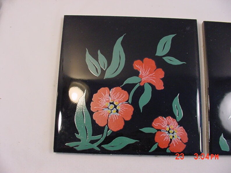 2 Vintage Decorative Ceramic Tiles With Red Flowers 18 1083 - Etsy