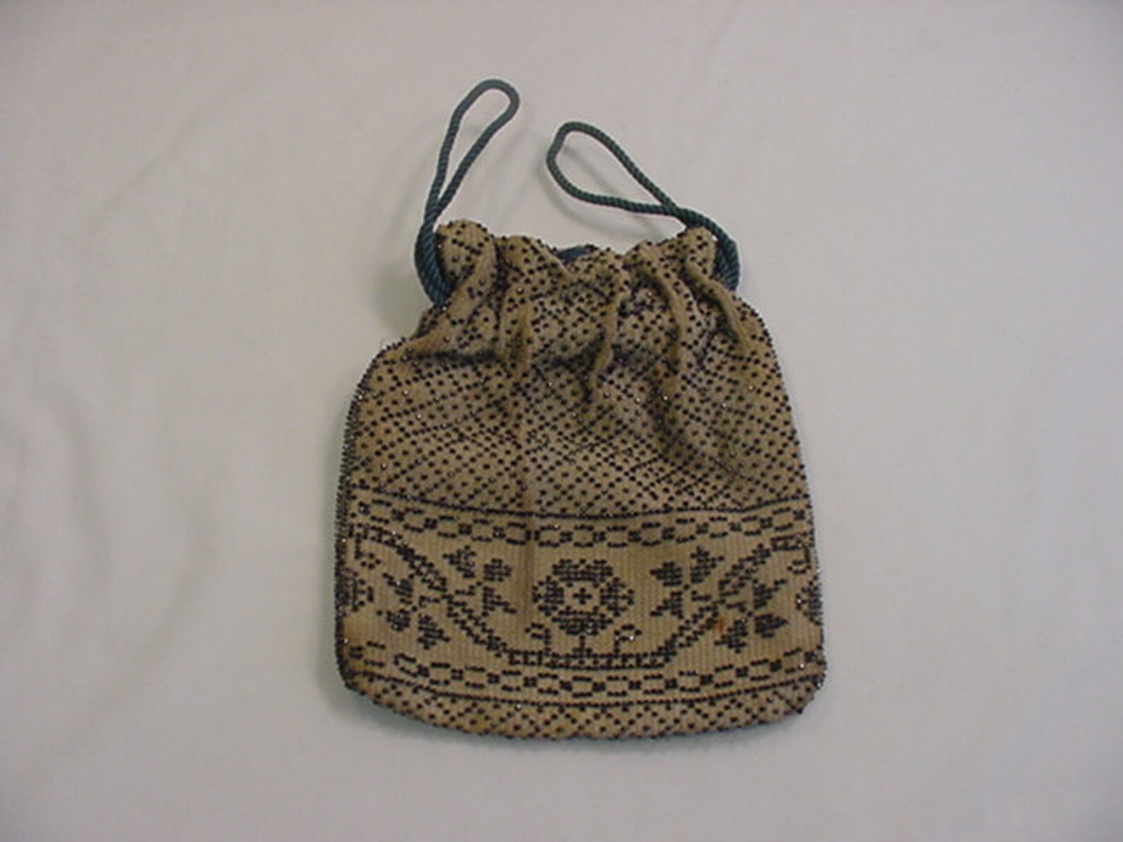 Vintage Draw String Top Beaded Purse 19 556 - Etsy