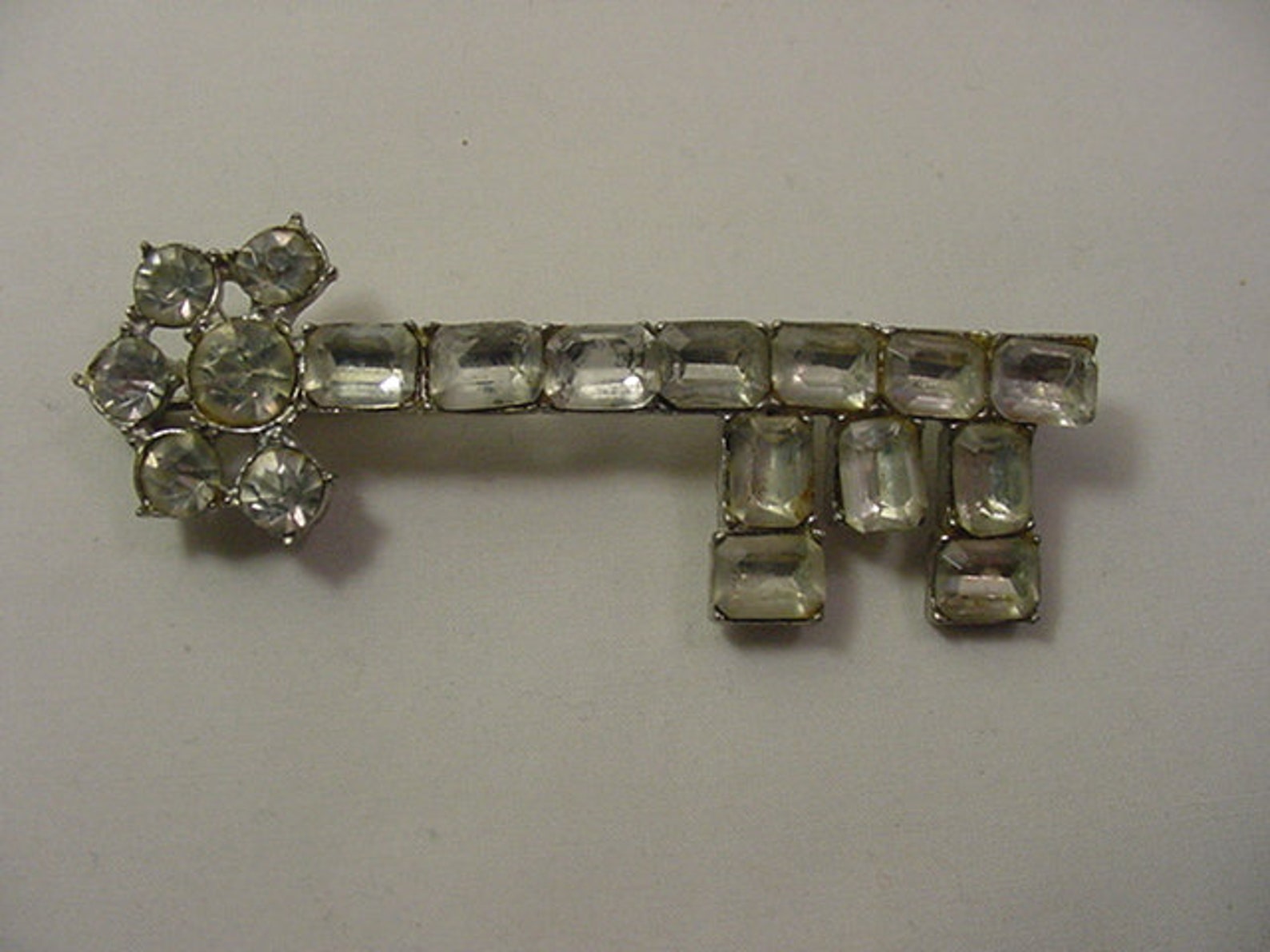 Vintage Rhinestone Skeleton Key Brooch 19 126 | Etsy