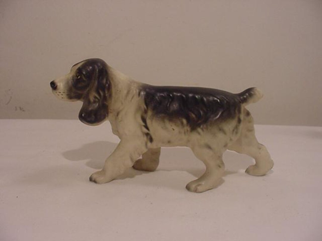 Vintage Porcelain English Springer Spaniel Dog Figurine - Has A ...