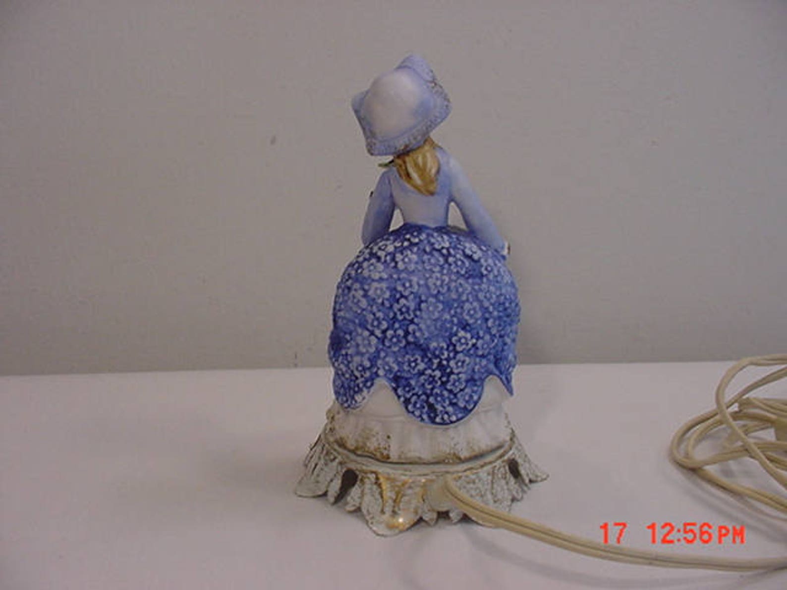 Vintage Aladdin Giftware Portable Lamp / Night Light Woman With Song ...