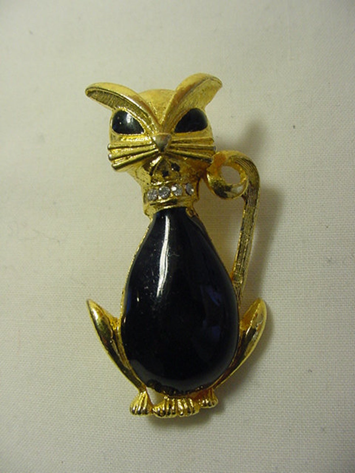 Vintage Enamel Cat Brooch With Rhinestone Accented Collar 19 - 150 - Etsy