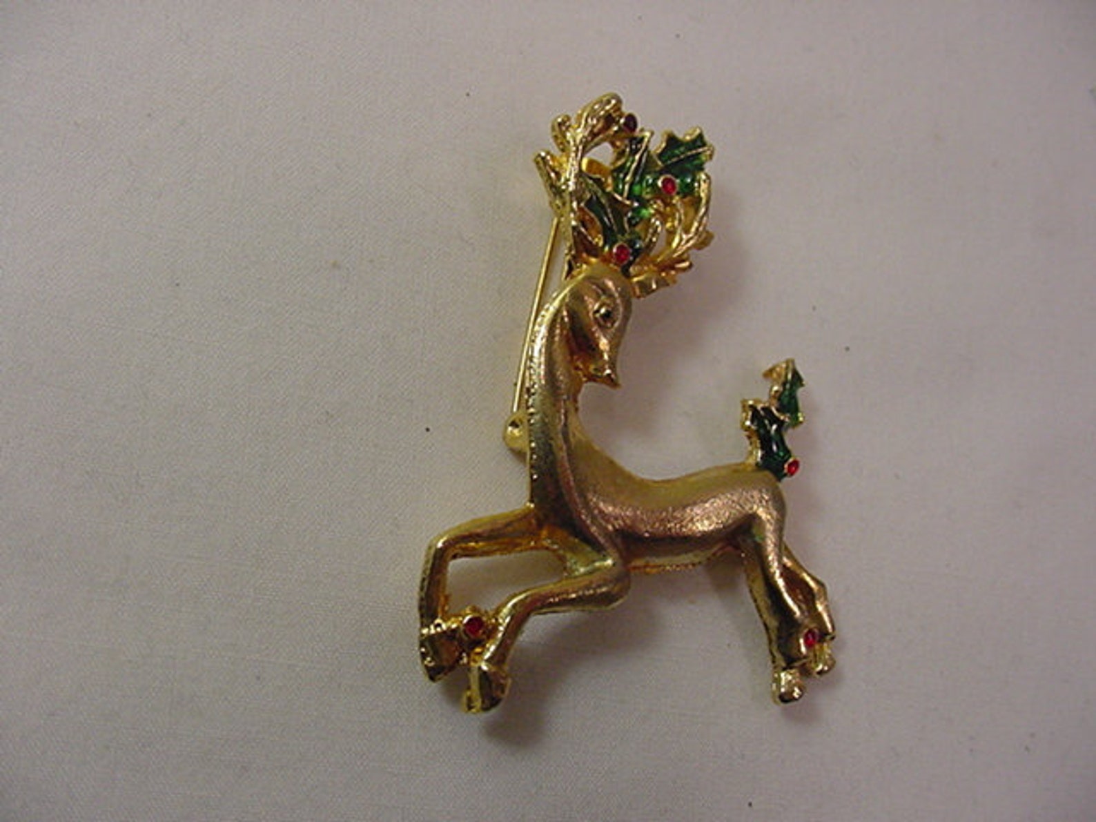 Vintage Christmas Reindeer Brooch With Red Rhinestone Accents 18 - 1859 ...