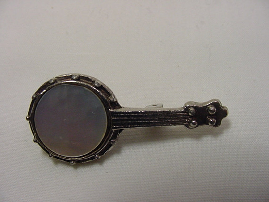 Vintage Small Mother of Pearl Banjo Brooch 20 351 - Etsy