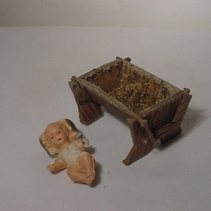 Vintage Nativity Set With Wood Creche and Plastic Figurines Baby Jesus ...