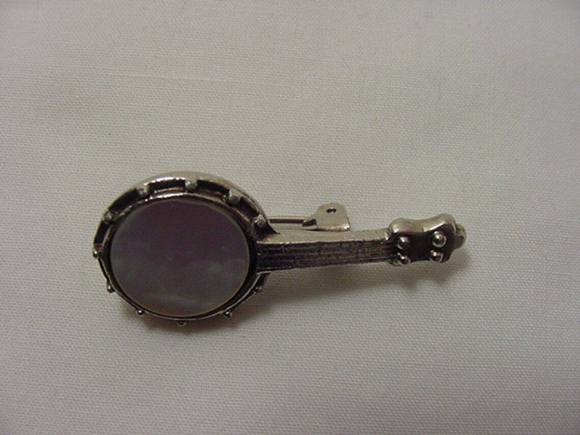 Vintage Small Mother of Pearl Banjo Brooch 20 351 - Etsy