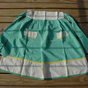 2 Vintage Hand Sewn Aprons With Pockets 23 - 132 - Etsy