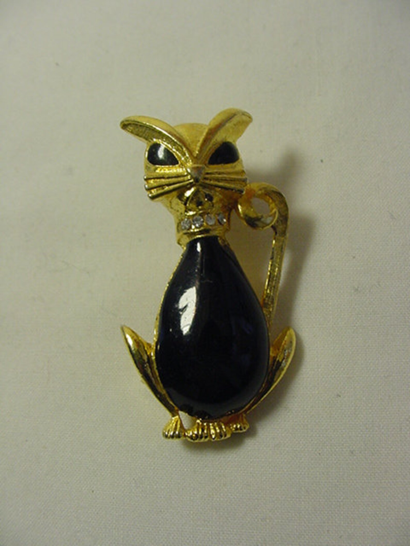 Vintage Enamel Cat Brooch With Rhinestone Accented Collar 19 - 150 - Etsy