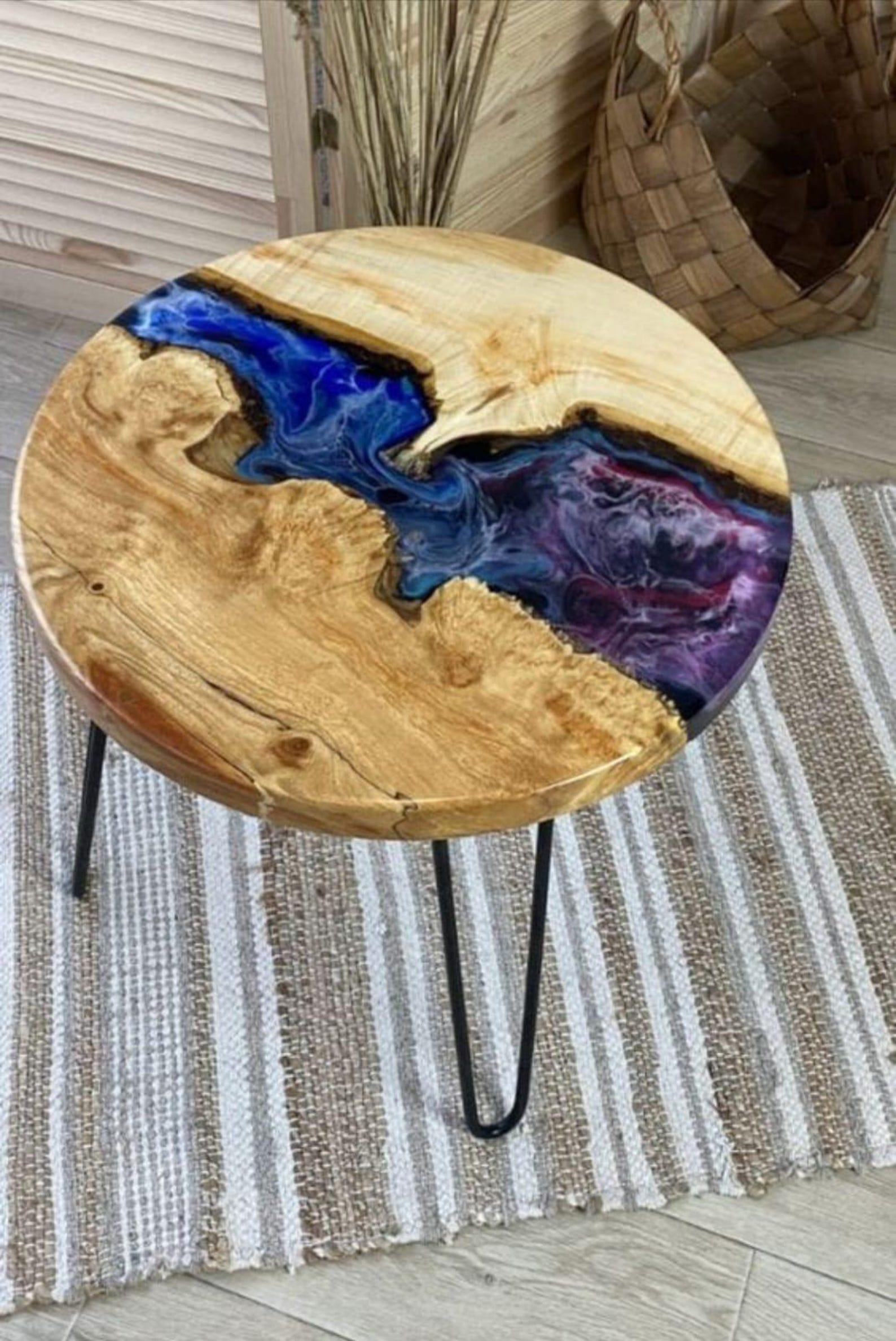Elegant Round Resin Art - Etsy