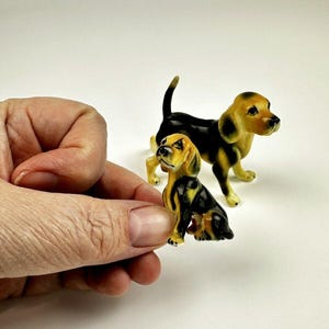 Vintage Miniature Dogs Beagle Set of 2 Hand Painted Small Tiny Animals ...