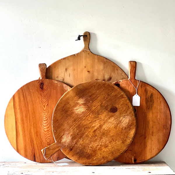 Round Bread Board - Etsy