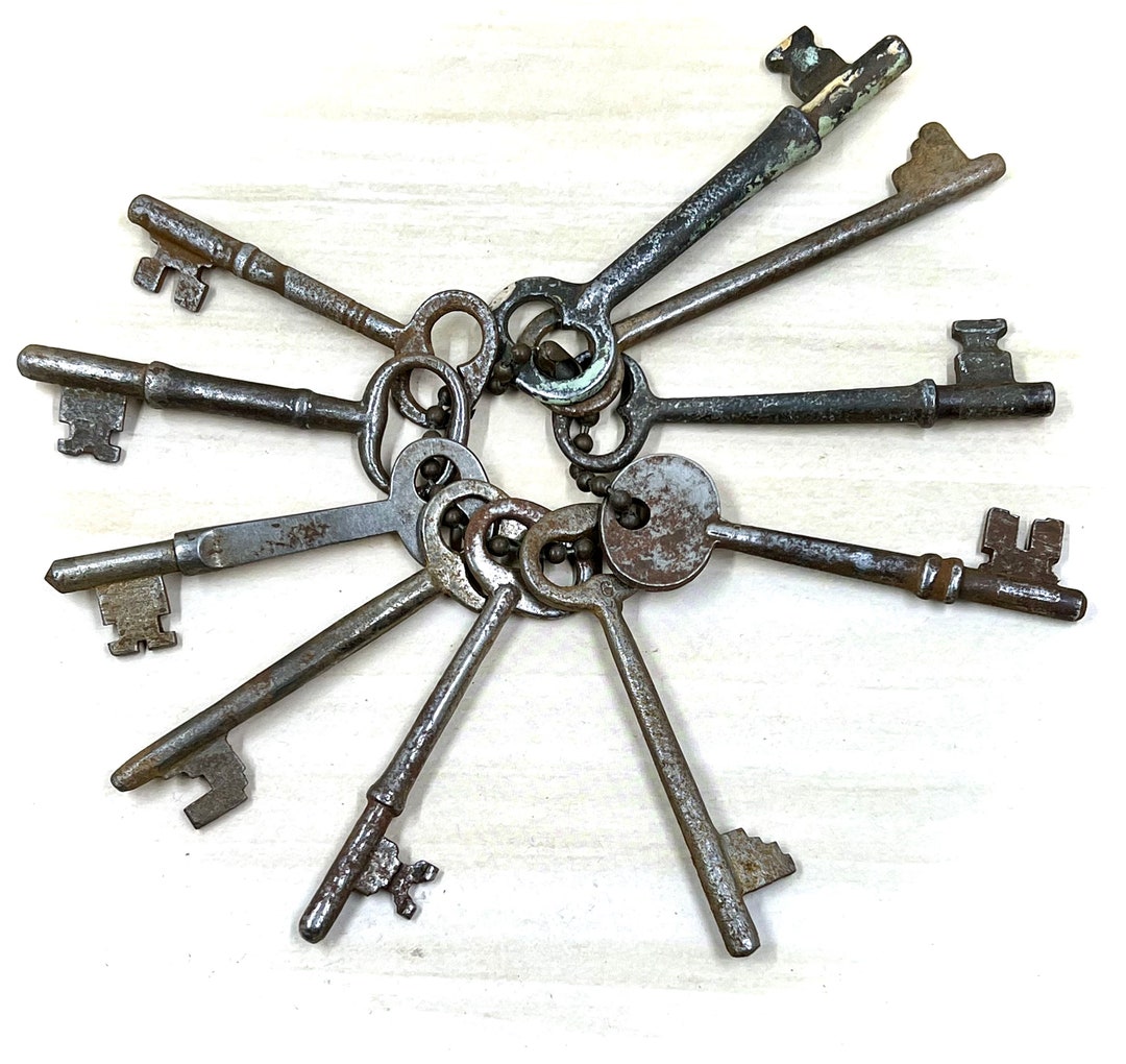 Lot of 10 Collectible Original Antique Skeleton Keys - Unique and Ready ...
