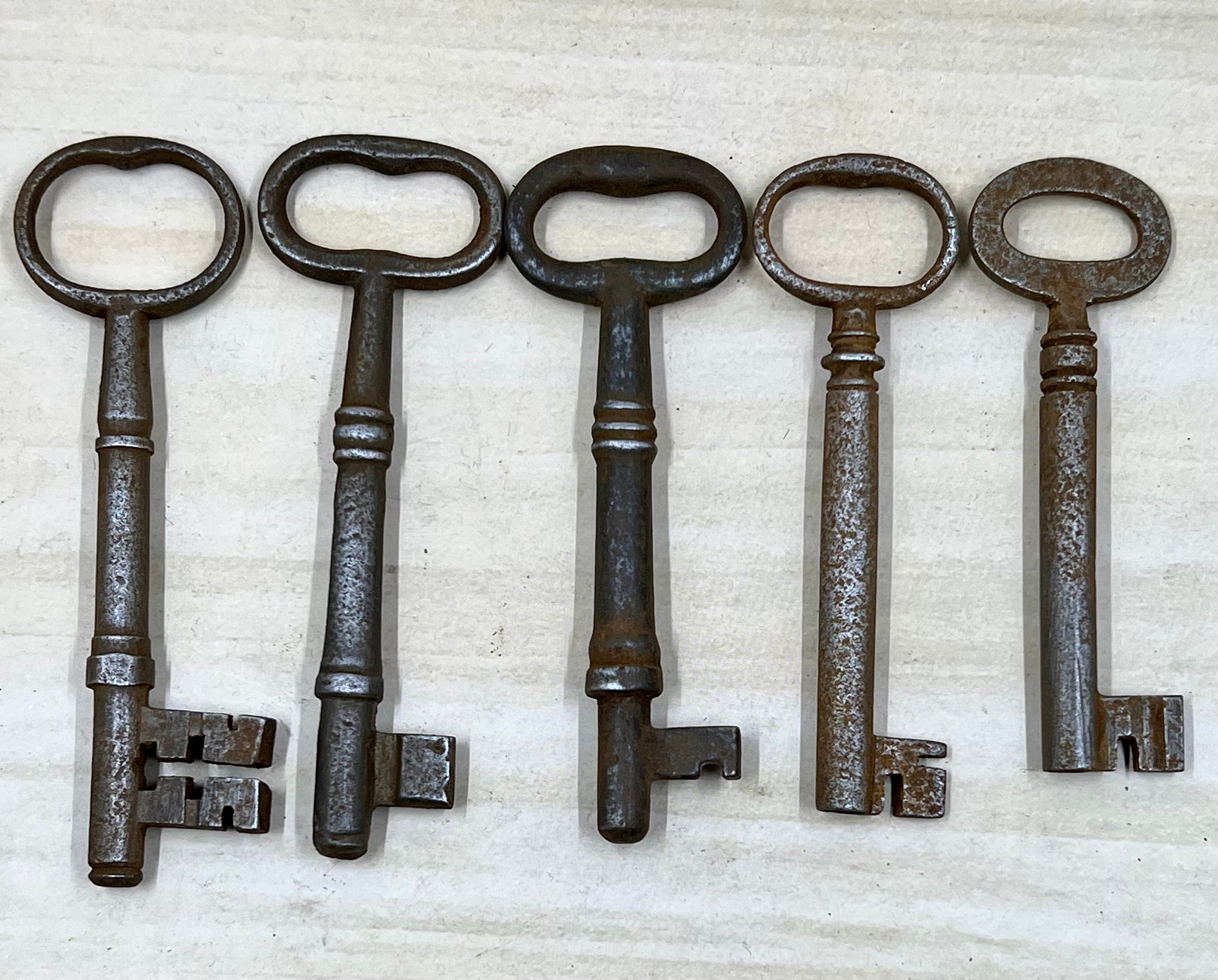 Lot of 5 Large Collectible Original Antique Skeleton Keys - Unique and ...