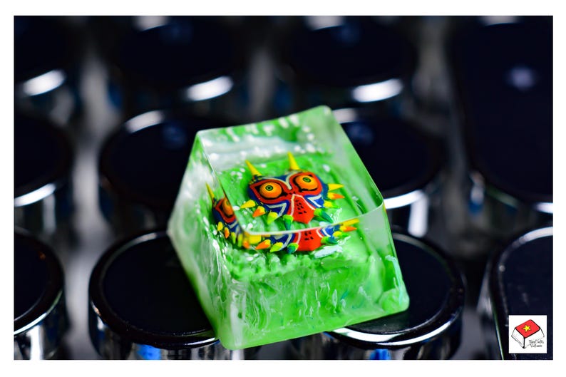 Master Sword Spacebar, Ma.jo.ra Mask Artisan Keycap, Zel.da Shield Le ...