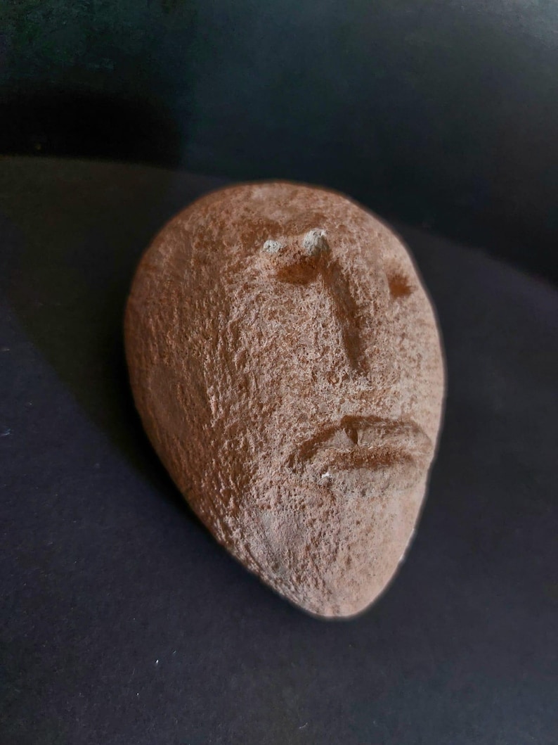Ancient Spirit Stone Face – Carved Native American Ritual Head (c.1600 ...