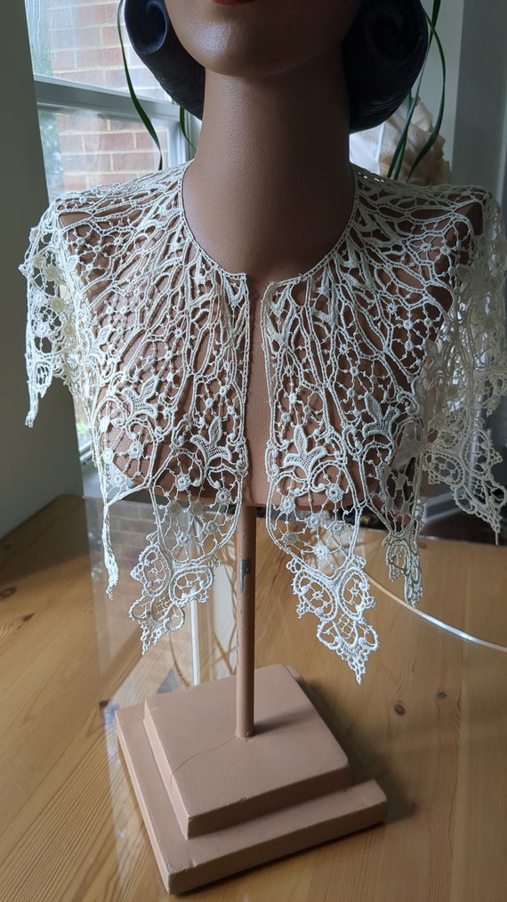 Victorian collar lace 1900s antique French from Franc… - Gem