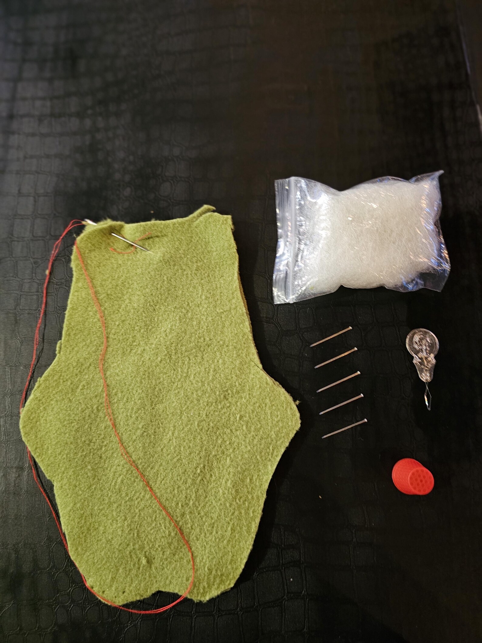 Gus the Frog | Learn to Sew Kit | Stitchlings Garden Club - Etsy