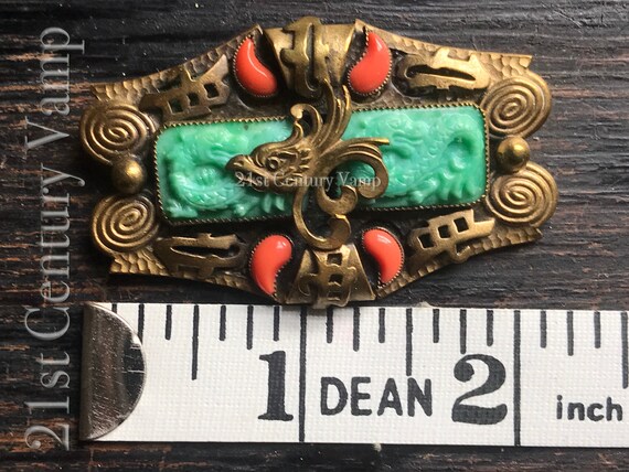 Neiger Brooch. Chinoiserie Design. Chinese Line. Drag… - Gem