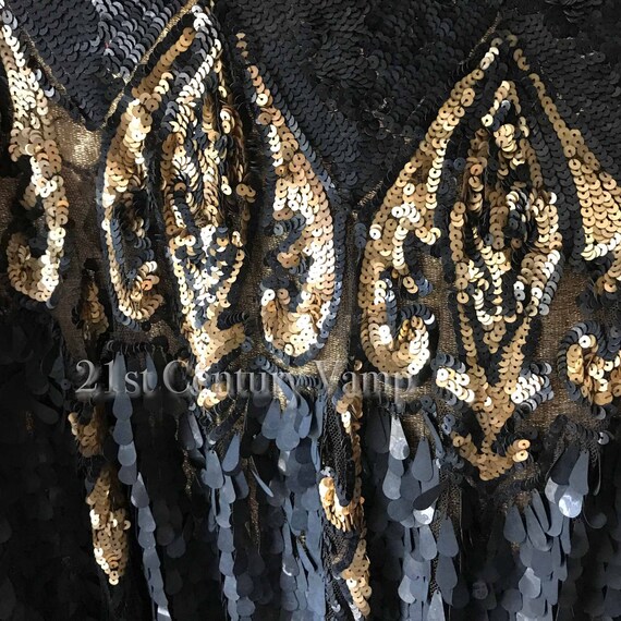 Spectacular 1920s Cape. Gold Lamé Embroidered with Bl… - Gem