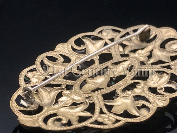 1930s Neiger Brooch. Chinoiserie. Chinese Line. Buddh… - Gem