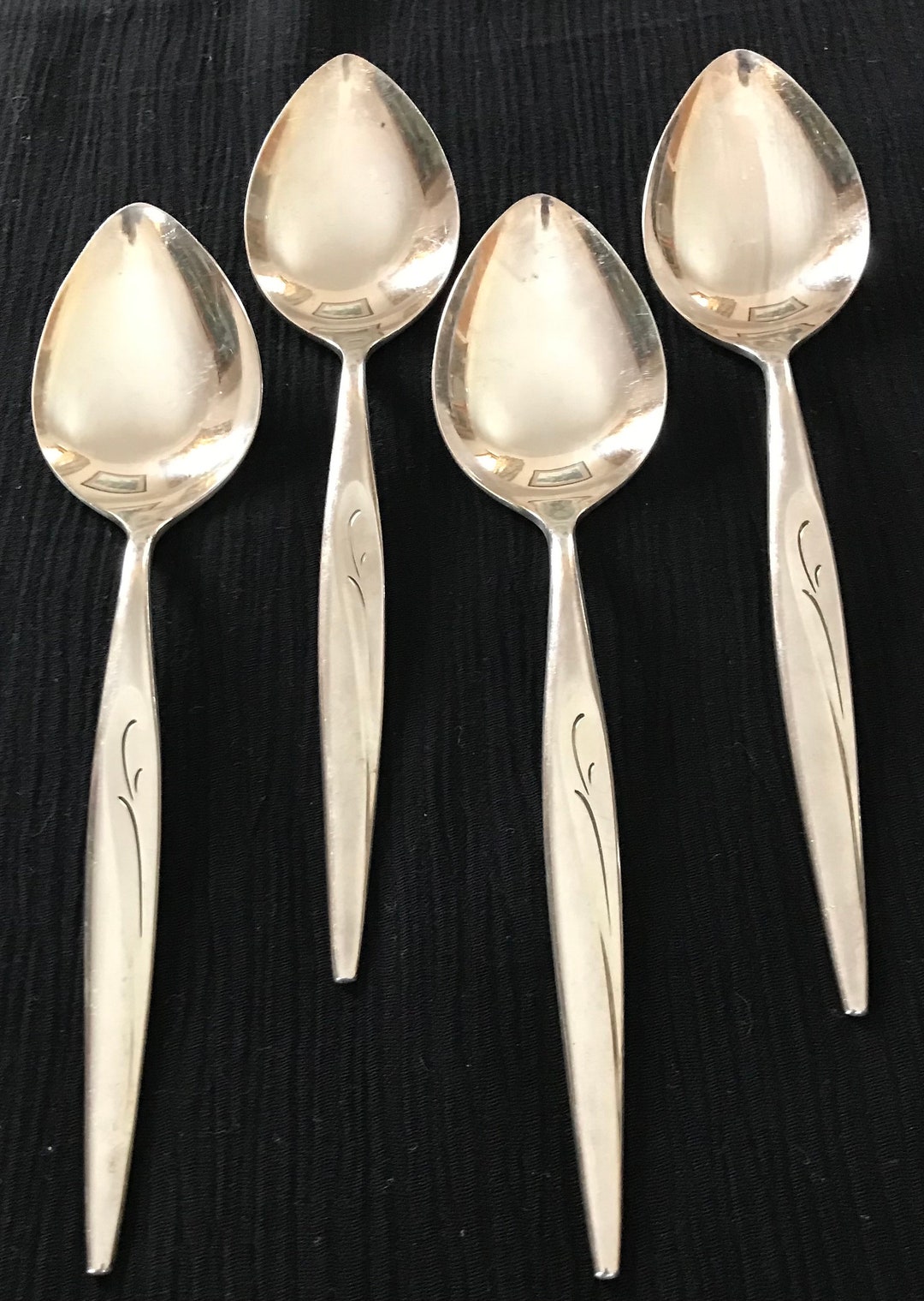4 Vintage Oneida Community Silverplate Soup Spoons Flight Pattern Circa ...