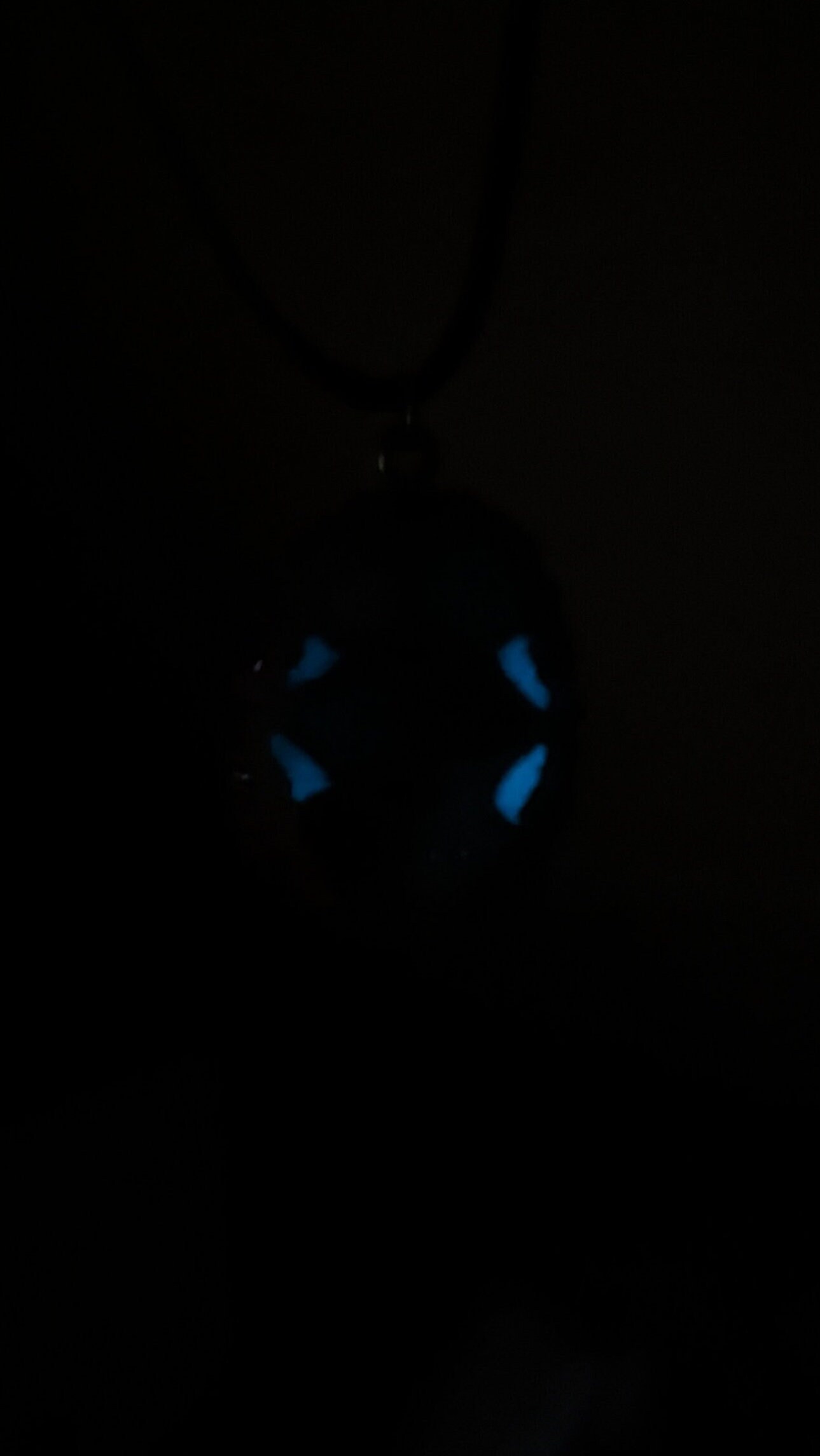 Black Walnut Shell Epoxy Resin Glow in the Dark Pendant - Etsy