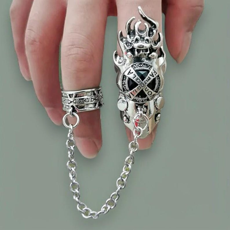 Hitman Rebrn Joint Ring - Fashionable Anime Gemstone Revolving Ring ...