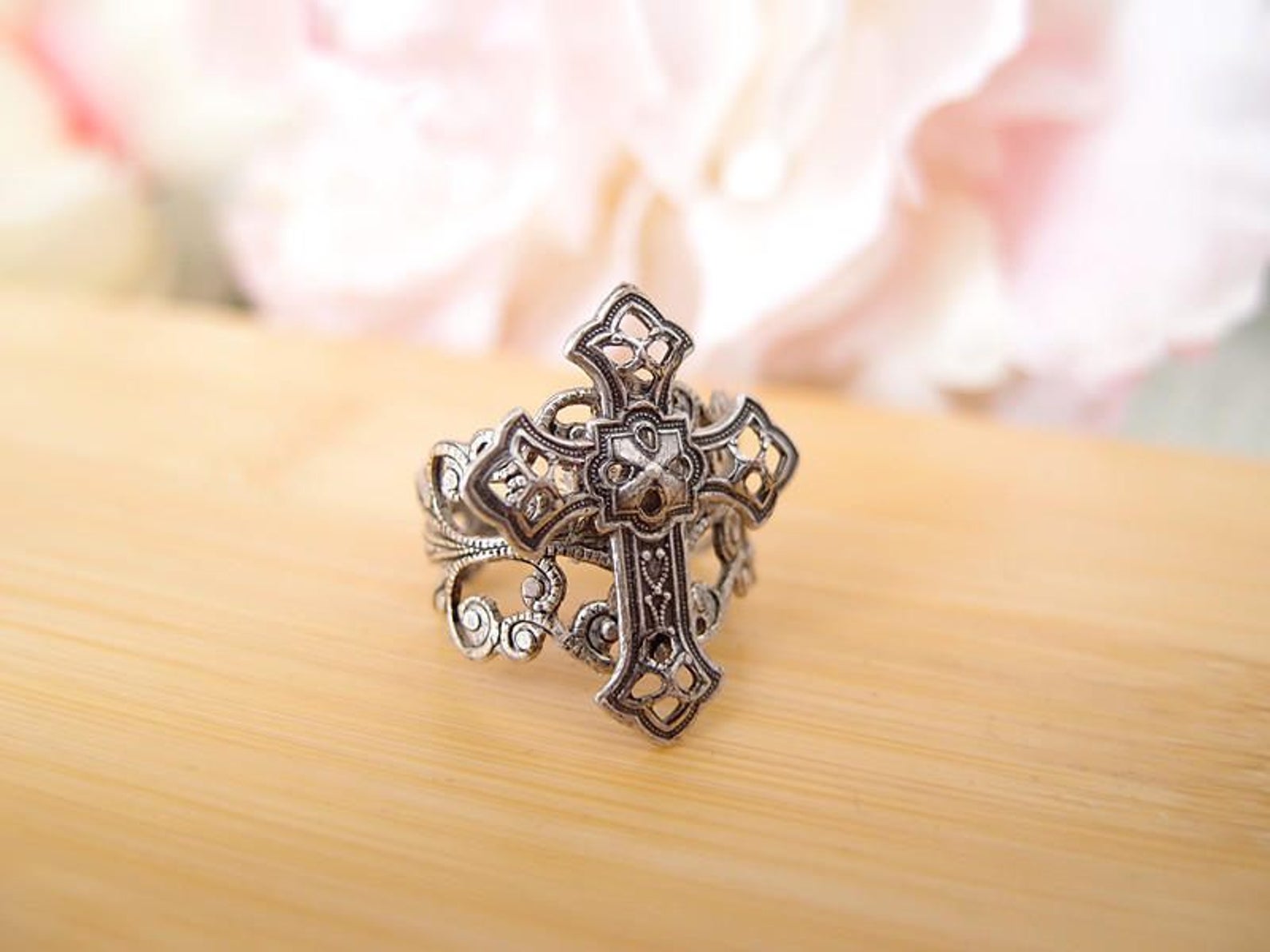 Filigree Cross Ring-aged - Etsy