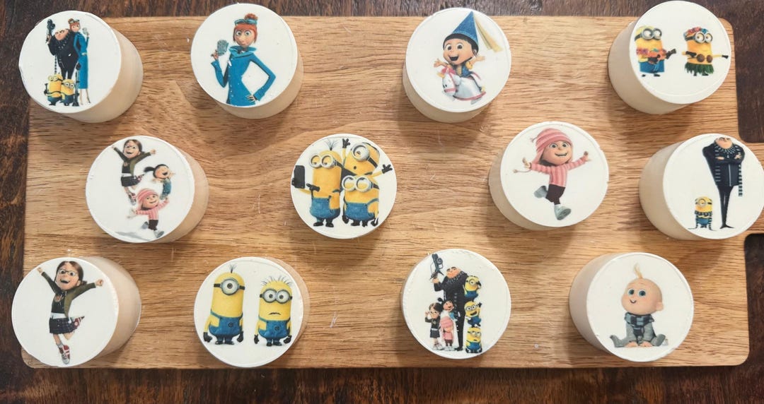 Despicable Me-themed Cake Pucks or Chocolate Covered Oreos - Etsy
