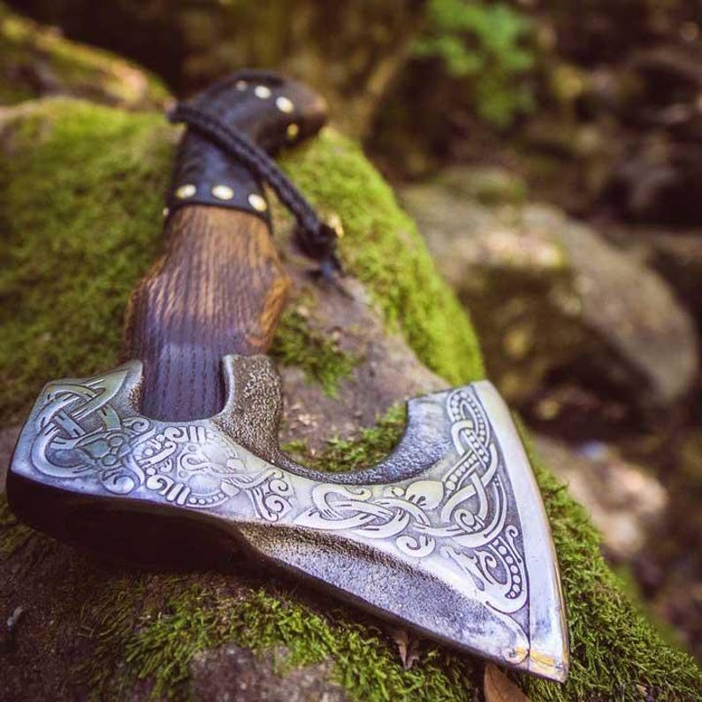Viking Axe of Ragnar Hand Forged Damascus Steel Handmade Personalized ...