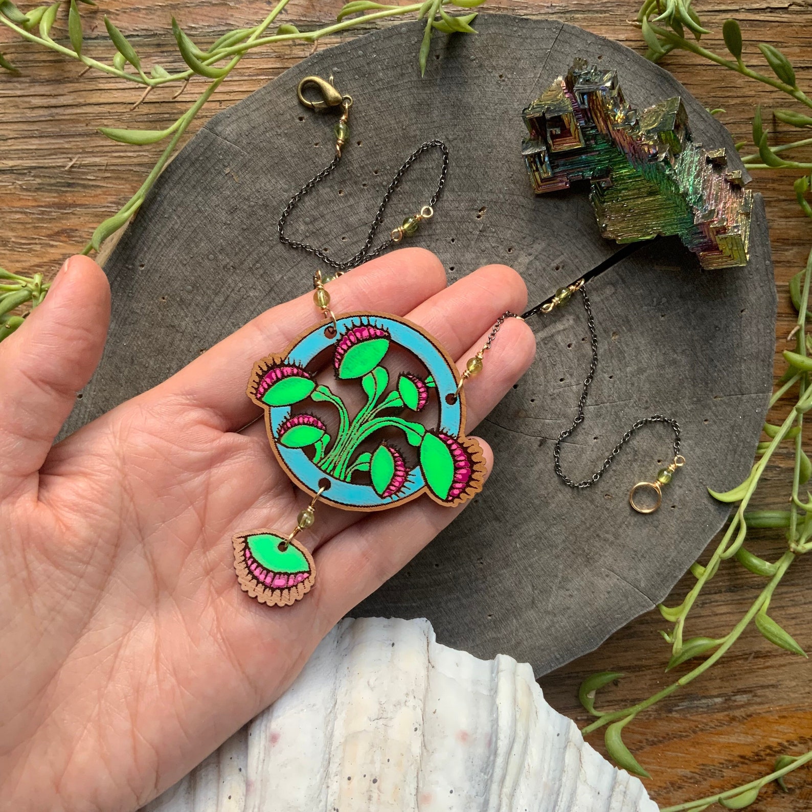 Venus Flytrap Pendant Necklace Hand Painted Wood Venus Fly - Etsy