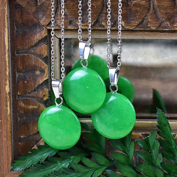 Round Jade Pendant - Etsy