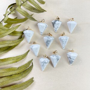 Gold Howlite Pendulum Necklace (EPJ-N24A50) - Etsy