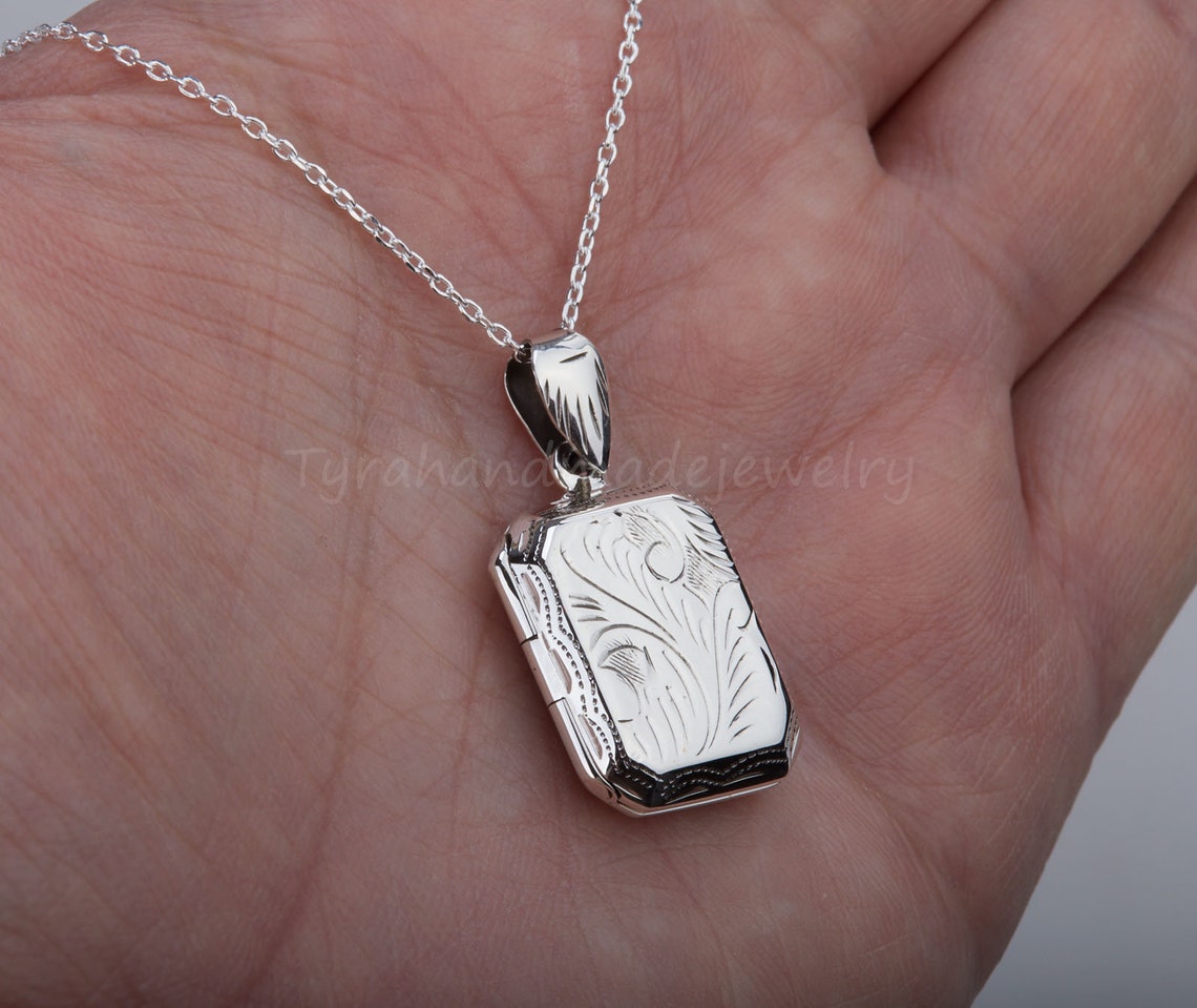 Sterling silver rectangle photo locketAntique Victorian | Etsy