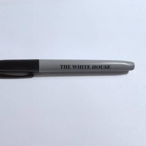 Donald Trump Sharpie Permanent Marker With President's Signature White ...