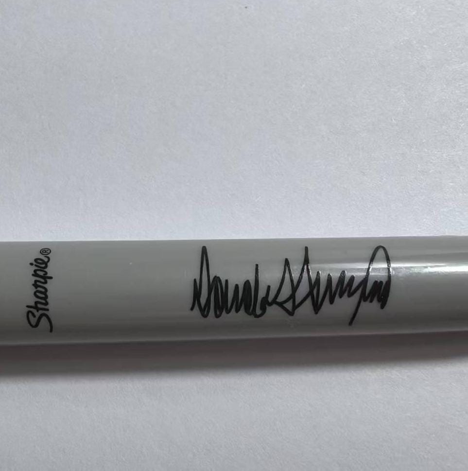 Donald Trump Sharpie Permanent Marker With President's Signature White ...