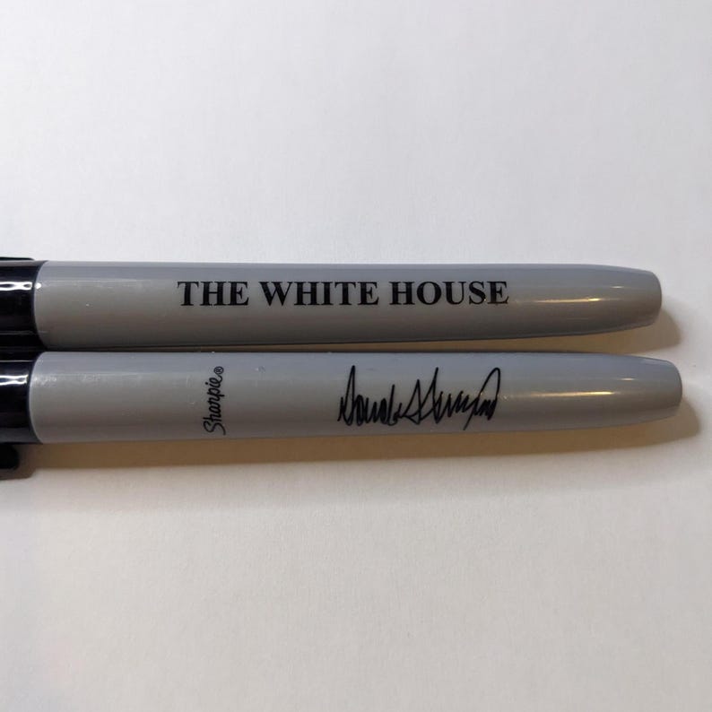 Donald Trump Sharpie Permanent Marker With President's Signature White ...